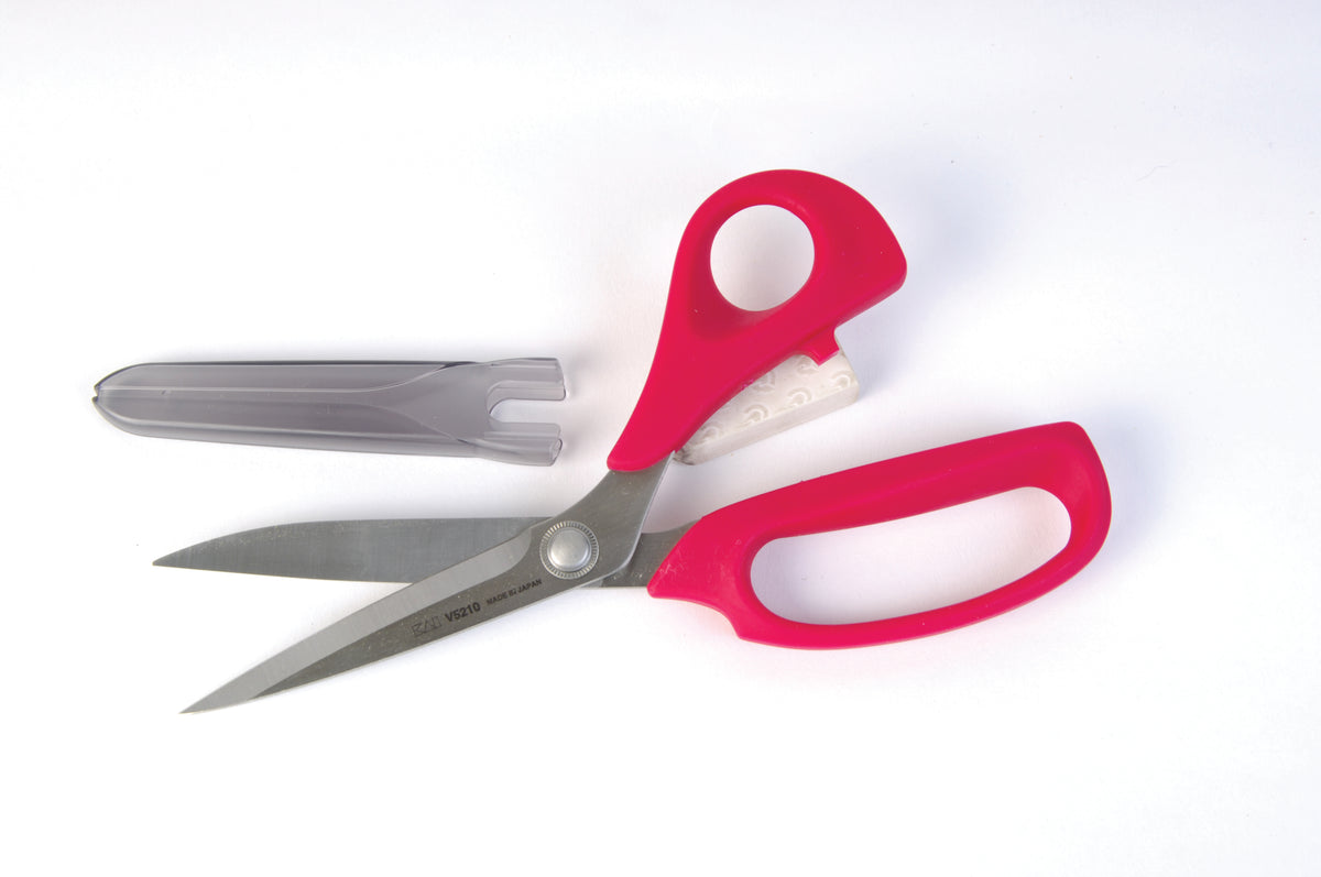 Kai 8-Inch Knife Edge Scissors — Winnipeg Outfitters